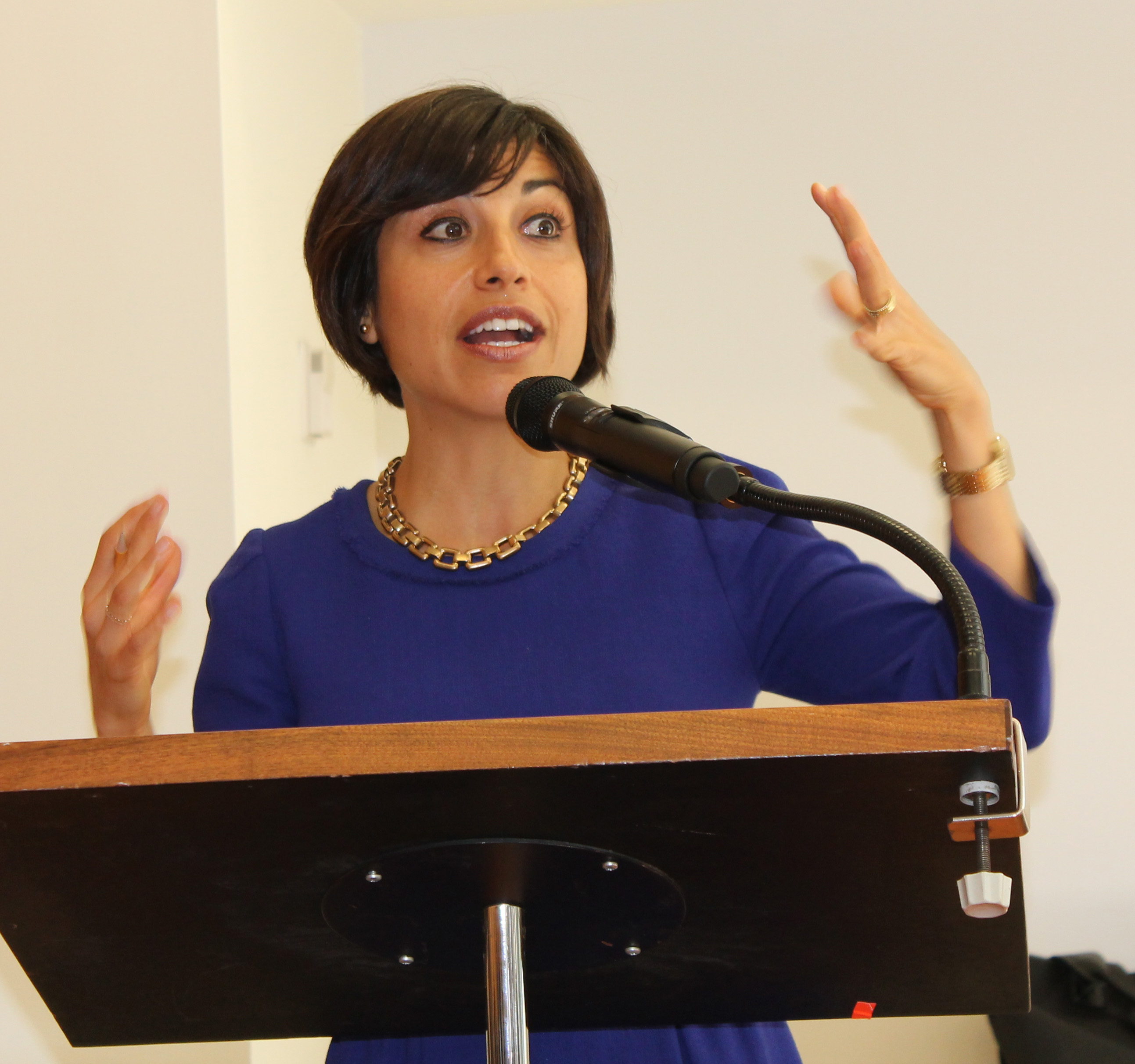 How the Other Half Banks | American Postal Workers Union