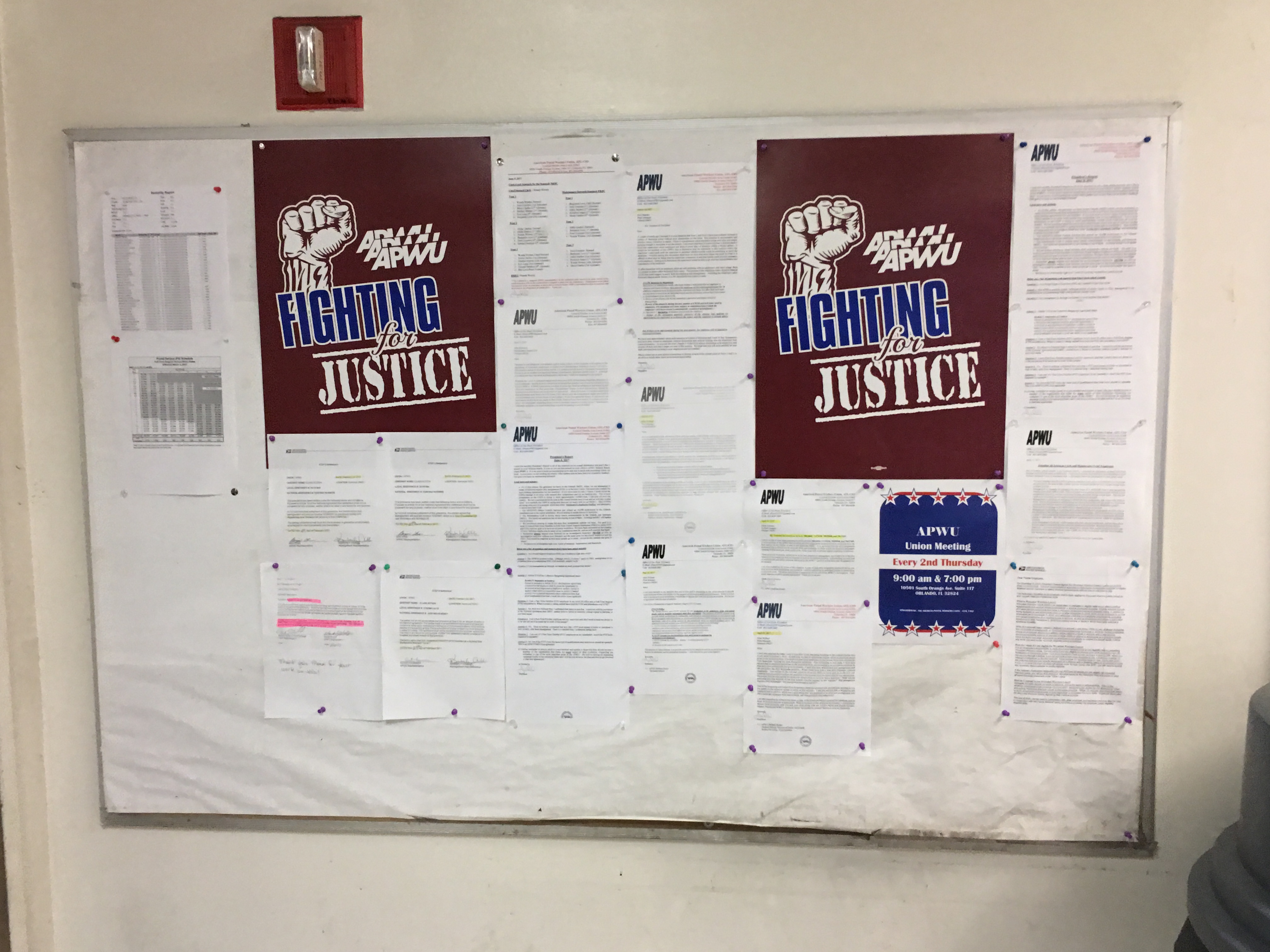 Building Your Bulletin Board | American Postal Workers Union